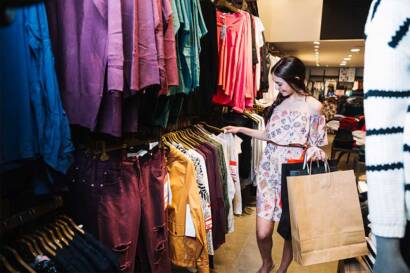 Pentingnya Pencahayaan yang Tepat dalam Display Produk Fashion